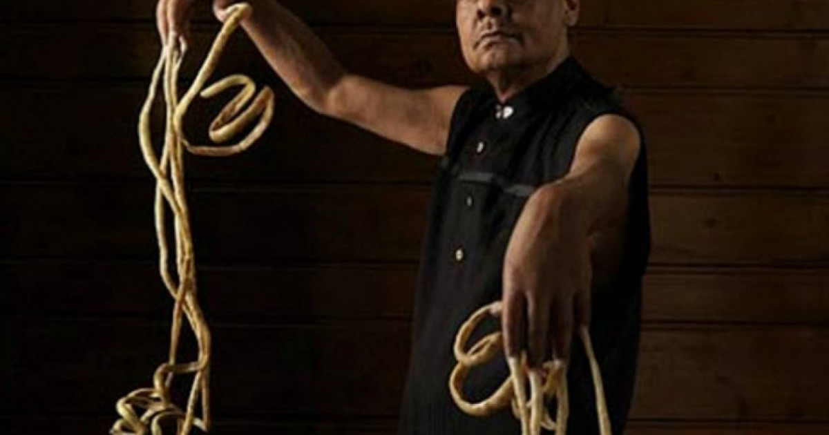 Σοκαριστικές φωτογραφίες:Ο άνδρας με τα μακρύτερα νύχια στον κόσμο ...