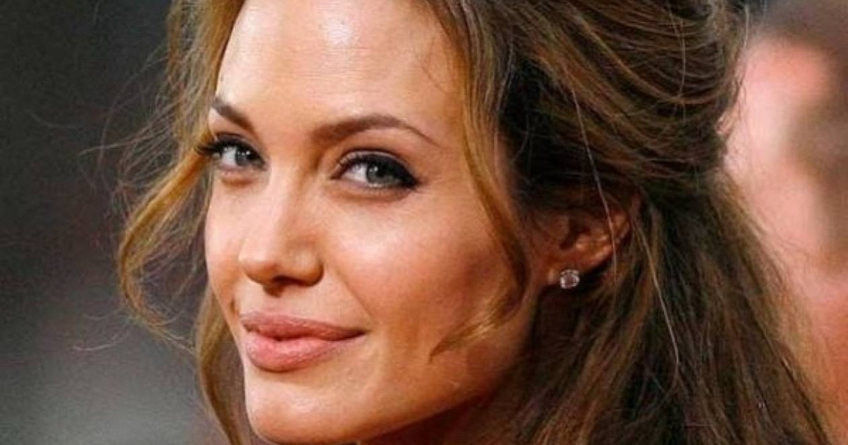 Δείτε πώς ήταν η Αντζελίνα Τζολί σε μικρή ηλικία! - Newsbomb