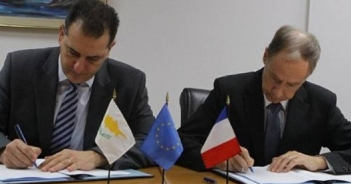 «Έπεσαν» οι υπογραφές με τη Total για το οικόπεδο 11 της ΑΟΖ - Newsbomb