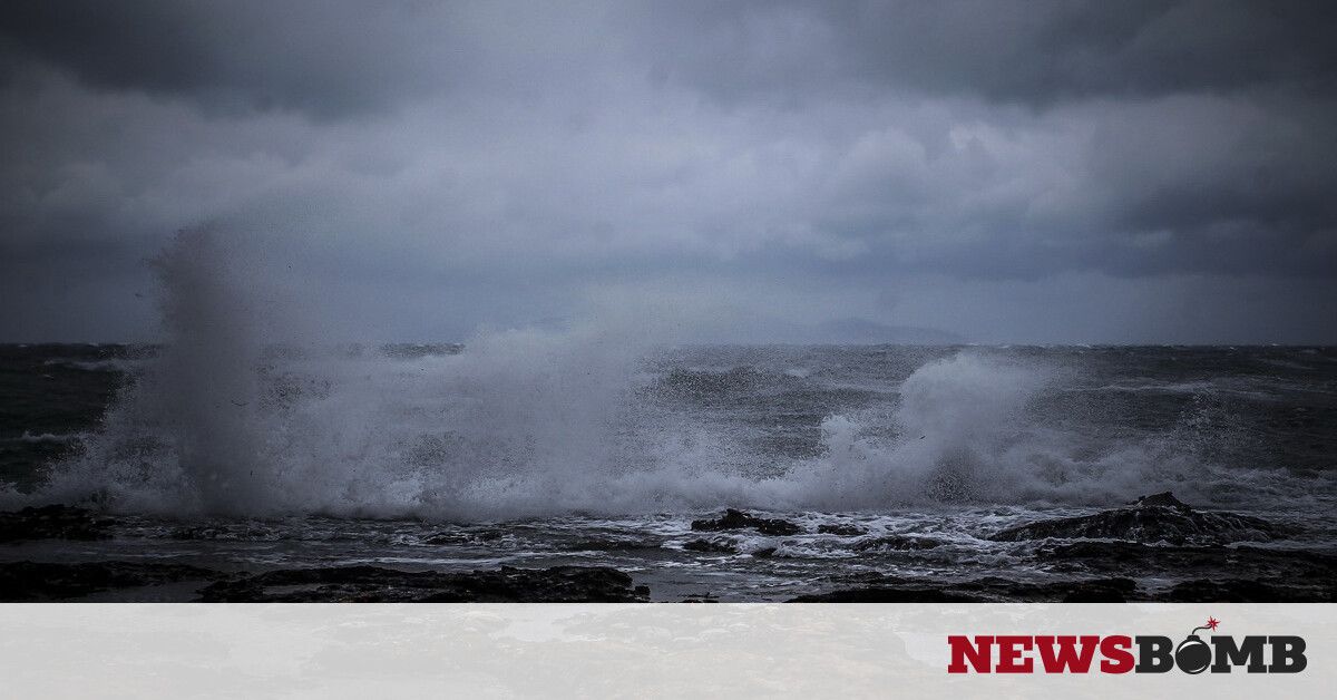Φονική κακοκαιρία στη Χαλκιδική: Αγνοείται ψαράς στη Νέα Καλλικράτεια ...