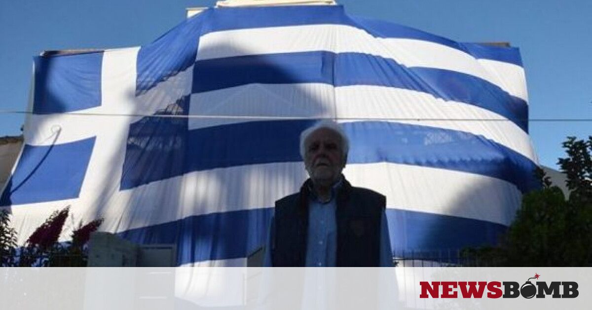 28η Οκτωβρίου: Ο αντιδήμαρχος Άργους «σκέπασε» το σπίτι του με ελληνική ...