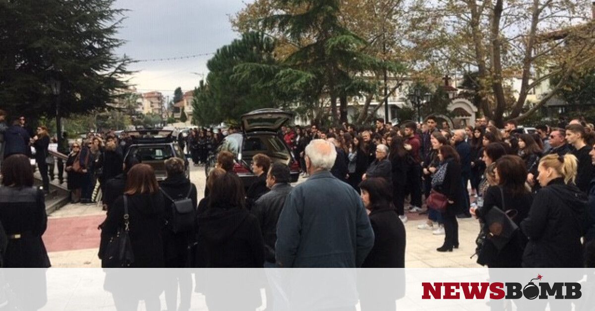 Κατερίνη: Σπαραγμός στην κηδεία μάνας και κόρης που σκοτώθηκαν στη ...