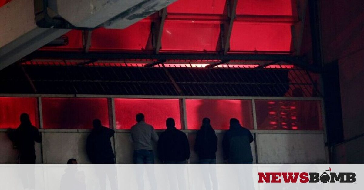 ΑΕΚ-Ολυμπιακός: Επεισόδια έξω από το ΟΑΚΑ - Έκαψαν περιπολικό - Newsbomb