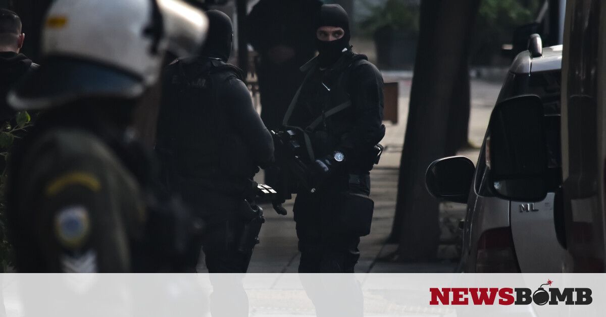 Νέα επιχείρηση της ΕΛ.ΑΣ. στα Εξάρχεια: Συλλήψεις και προσαγωγές για ...