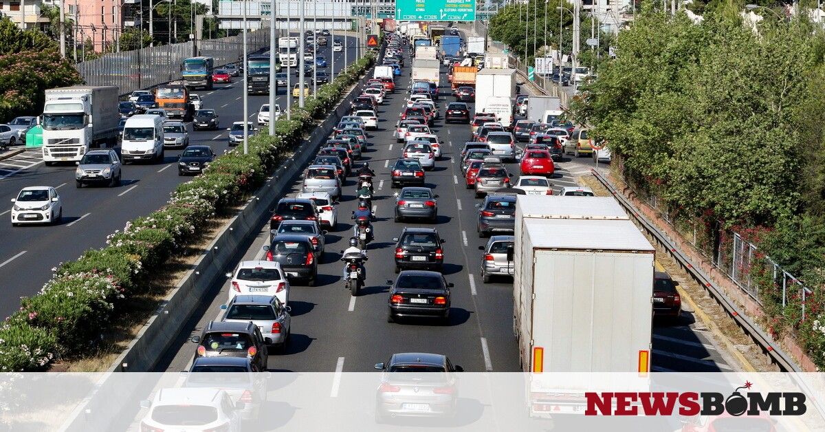 Δεκαπενταύγουστος: Σε πλήρη ισχύ τα μέτρα της Τροχαίας - Newsbomb
