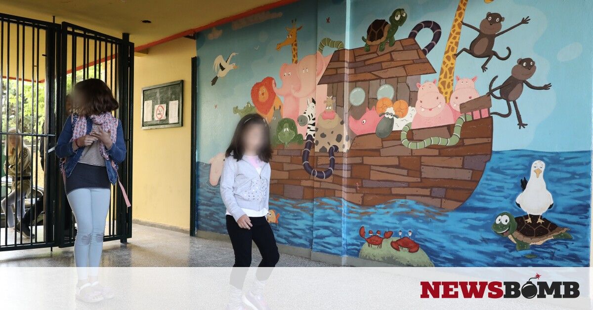 Άνοιγμα Σχολείων - Θεοδωρικάκος: Υφασμάτινες και επαναχρησιμοποιούμενες ...
