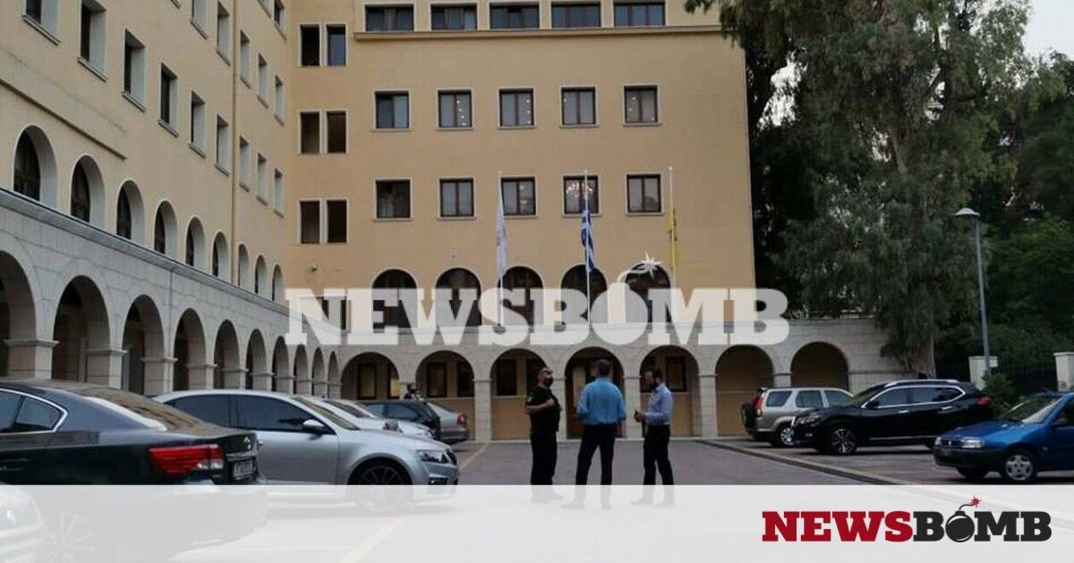 Επίθεση ιερέα με βιτριόλι εναντίον Μητροπολιτών στη Μονή Πετράκη - Newsbomb