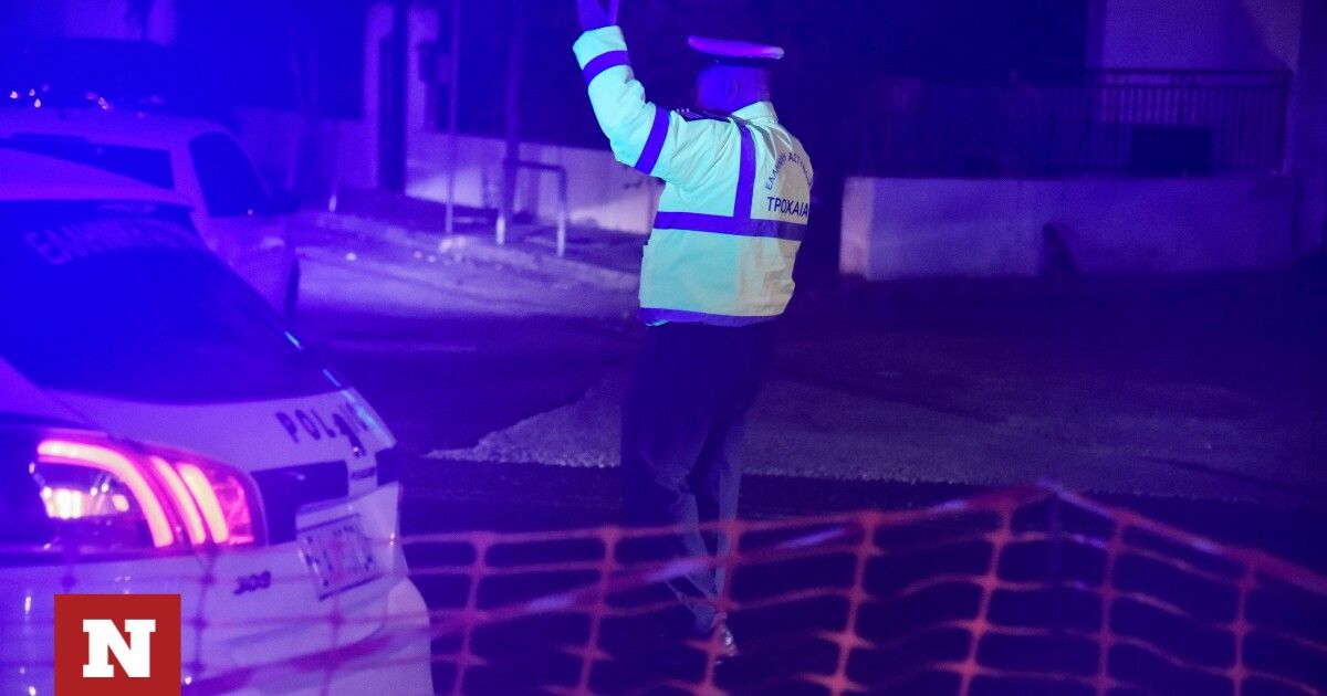 Καθίζηση οδοστρώματος στην οδό Κουντουριώτου στον Πειραιά - Διακοπή της ...