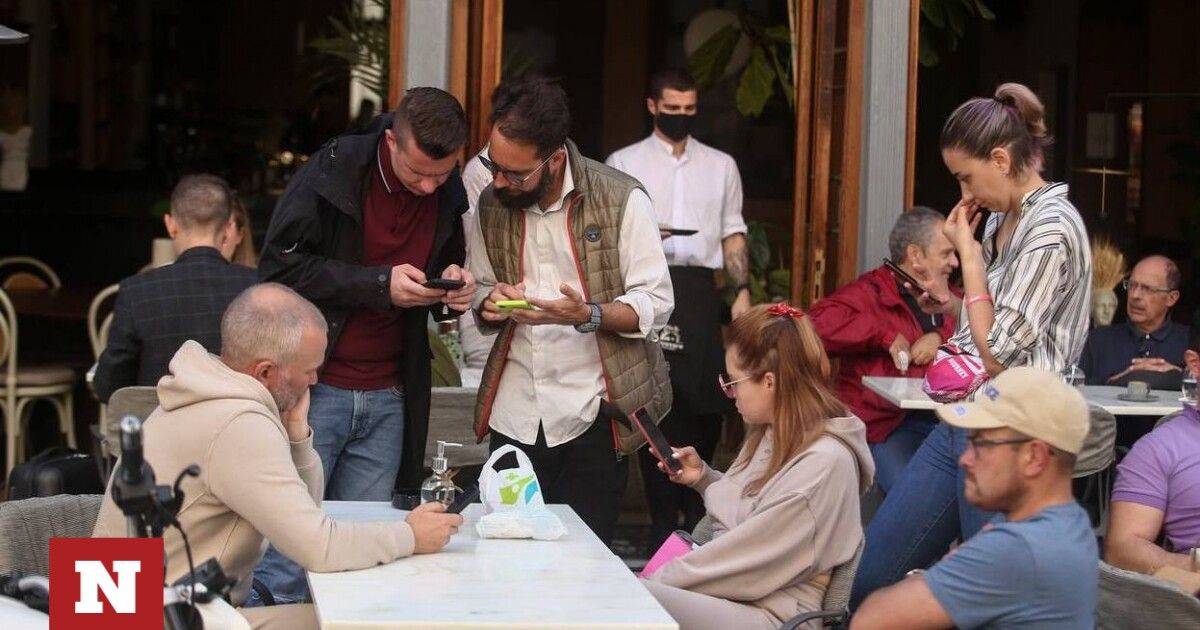 Απεργία στην εστίαση: «Κατεβάζουν ρολά» καφέ, μπαρ, εστιατόρια για τα ...
