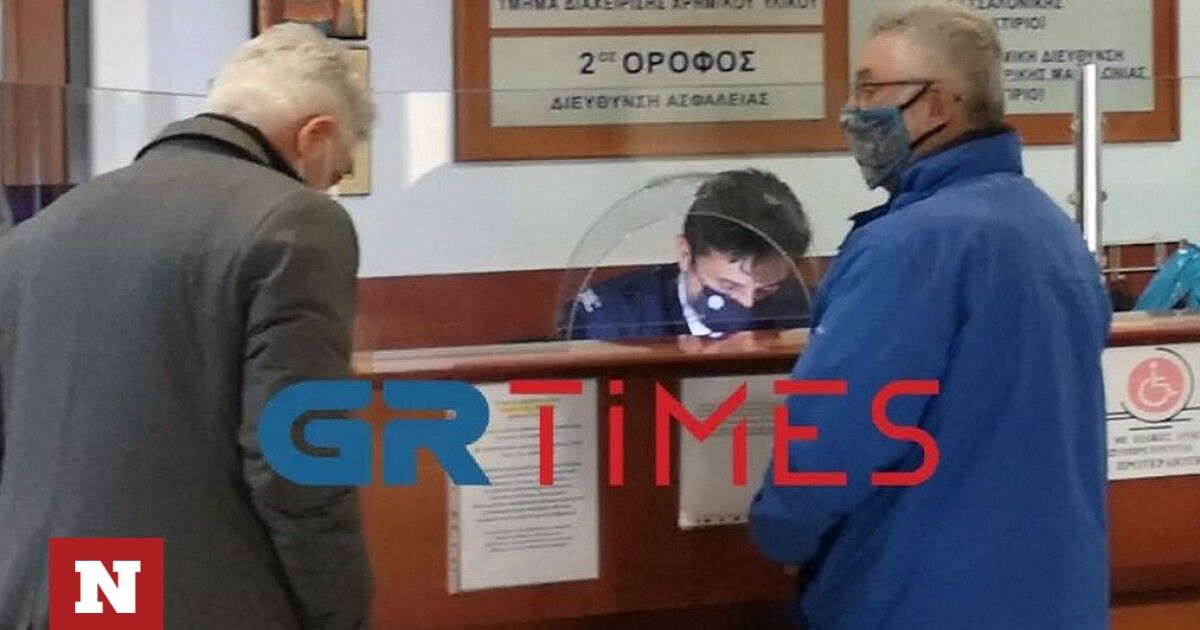 Στάθης Παναγιωτόπουλος: Παραδόθηκε στη Δίωξη Ηλεκτρονικού Εγκλήματος ...
