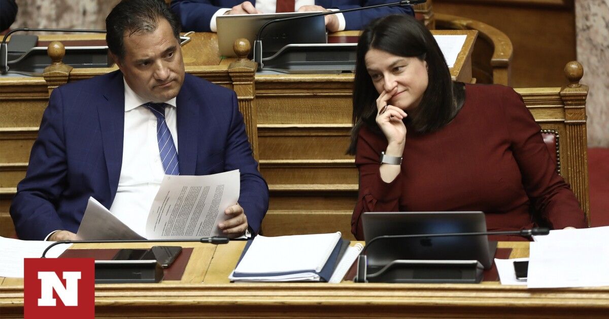 Σχολεία: Κόντρα για την «Ελληνική Αγωγή» του Άδωνι Γεωργιάδη – Τι ...
