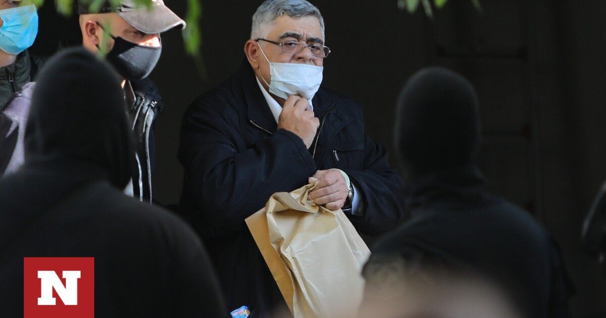 Νίκος Μιχαλολιάκος: Διασωληνώθηκε στη ΜΕΘ του νοσοκομείου Λάρισας με ...