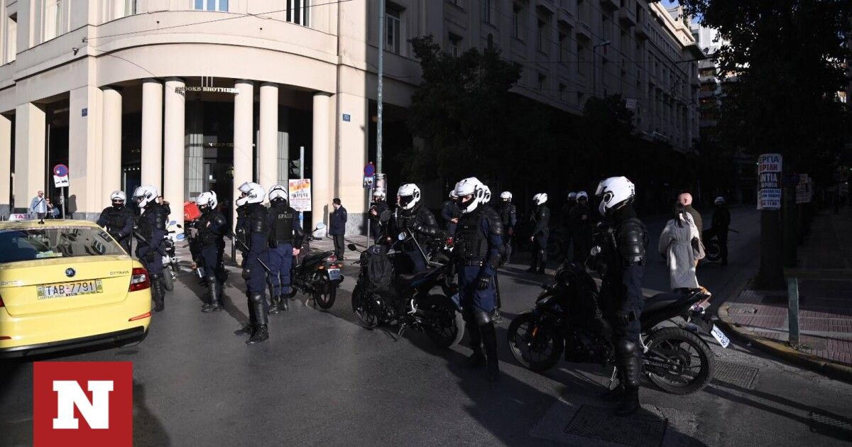 Ένταση με Ουκρανούς και Ρώσους στην Αθήνα μετά από παράλληλες πορείες ...