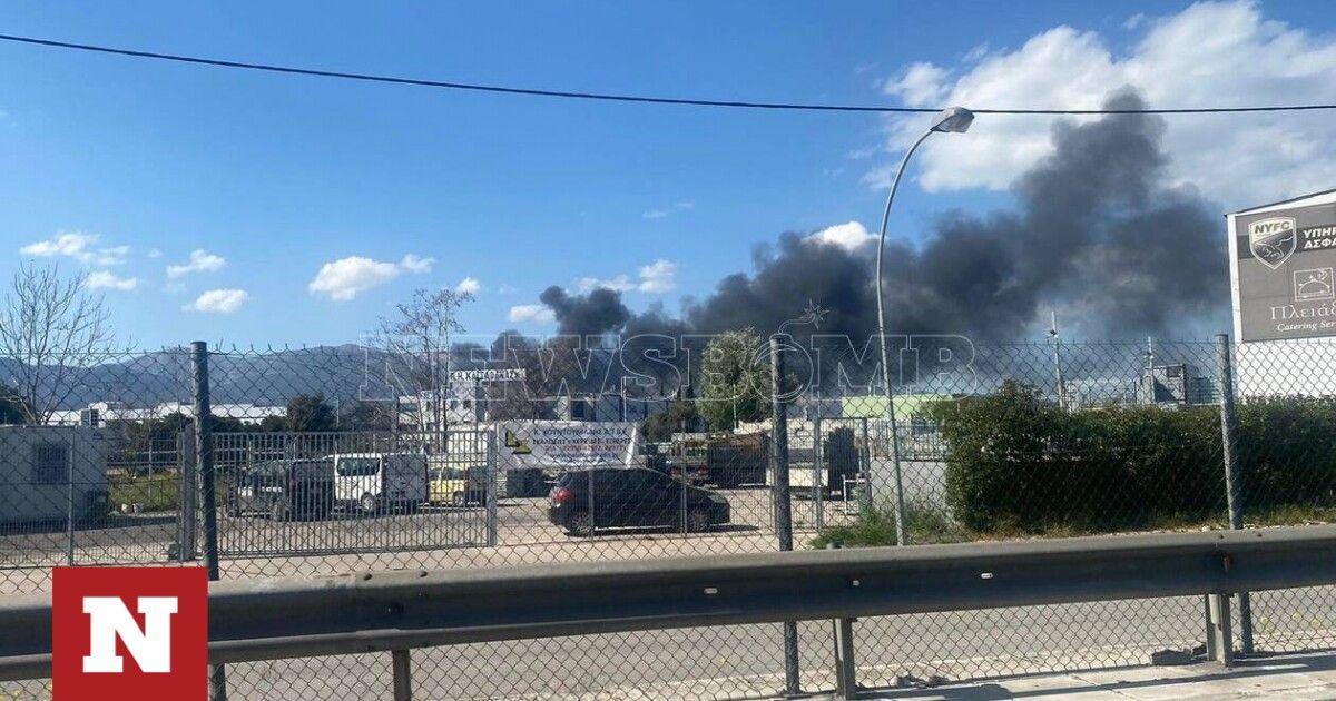 Φωτιά στη Μεταμόρφωση - Σε εξέλιξη πυροσβεστική επιχείρηση - Newsbomb