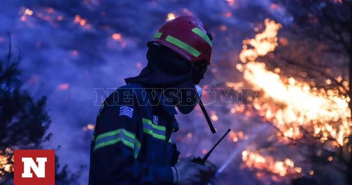 Φωτιά τώρα: Νύχτα αγωνίας σε Βούλα και Βάρη – Με το βλέμμα στα ...