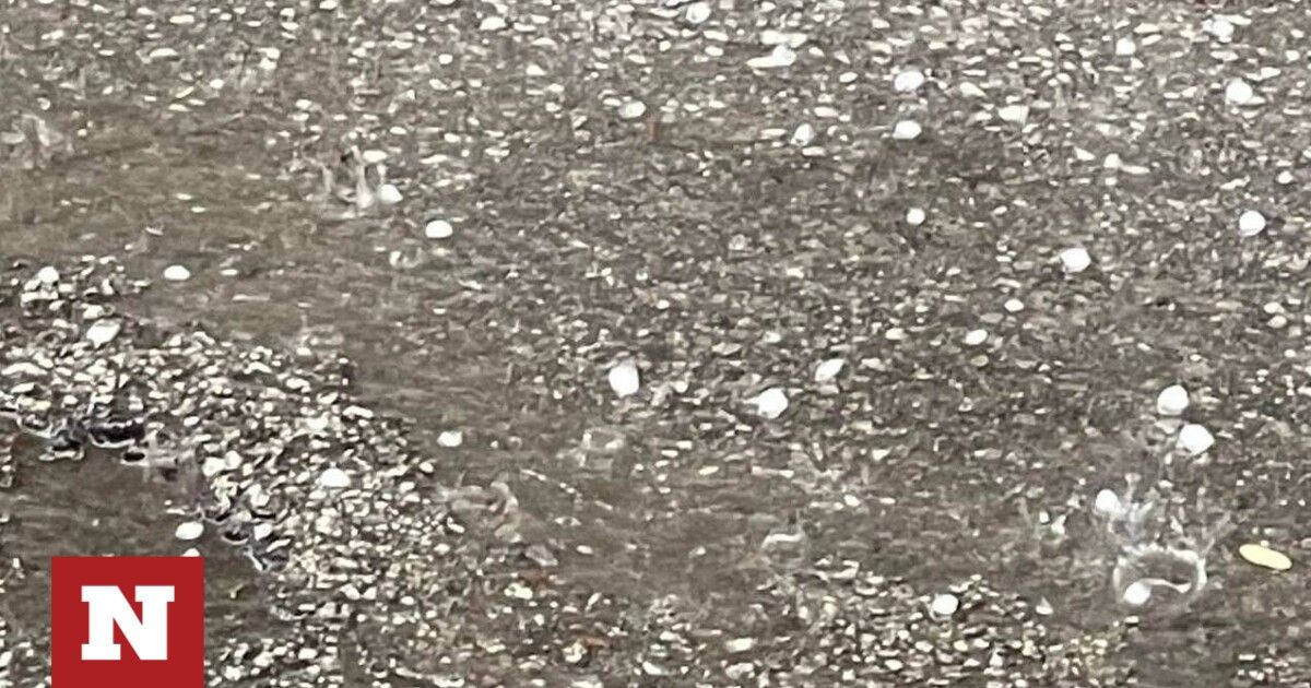 Λάρισα: Έντονη χαλαζόπτωση στο κέντρο της πόλης - Βίντεο και ...