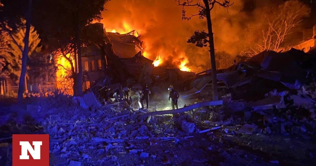 Πόλεμος στην Ουκρανία: Έξι νεκροί και 16 τραυματίες από ρωσικό ...