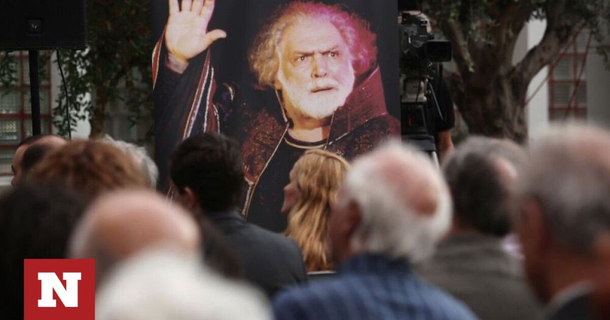 Κώστας Καζάκος: Σε κλίμα συγκίνησης η τελετή αποχαιρετισμού στην έδρα ...