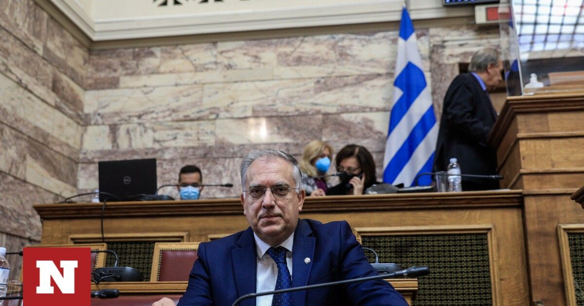 Θεοδωρικακος: Η σημαία, το ιερό σύμβολο για ελευθερία και ανεξαρτησία ...