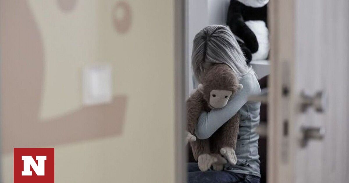 Σεπόλια: Ξέσπασε σε κλάματα η 12χρονη στην αναγνώριση των βιαστών της ...
