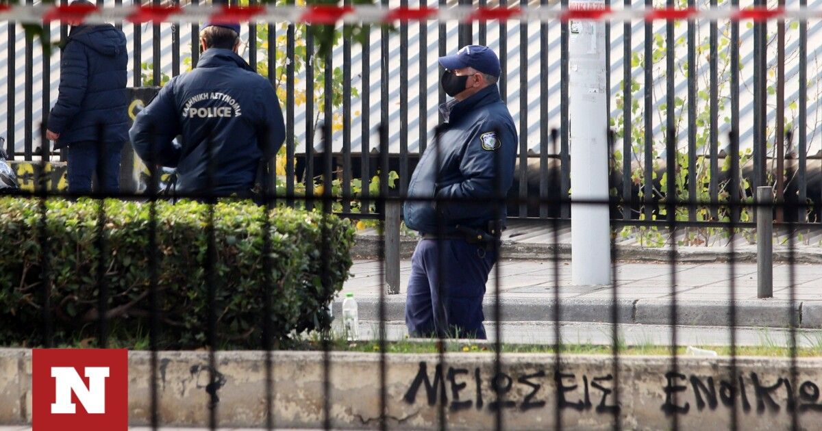 Πολυτεχνείο: Ενταση στην είσοδο του ΑΠΘ σε συγκέντρωση φοιτητών - Newsbomb