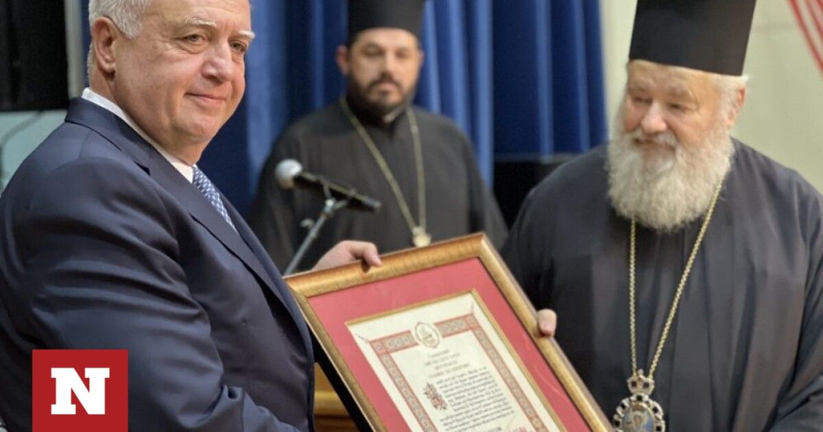 Η Μητρόπολη Κυδωνίας και Αποκορώνου τίμησε τον Α/ΓΕΝ - Newsbomb