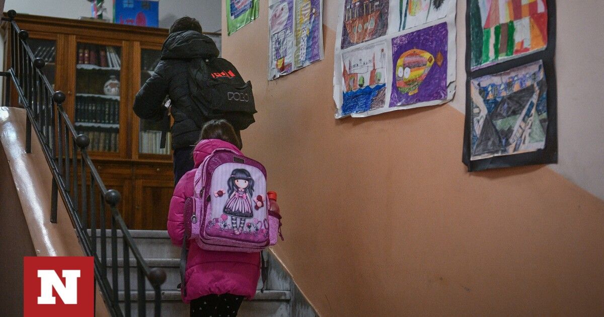 Κορονοϊός: Δεν εξετάζεται η επιστροφή της μάσκας στα σχολεία - Newsbomb