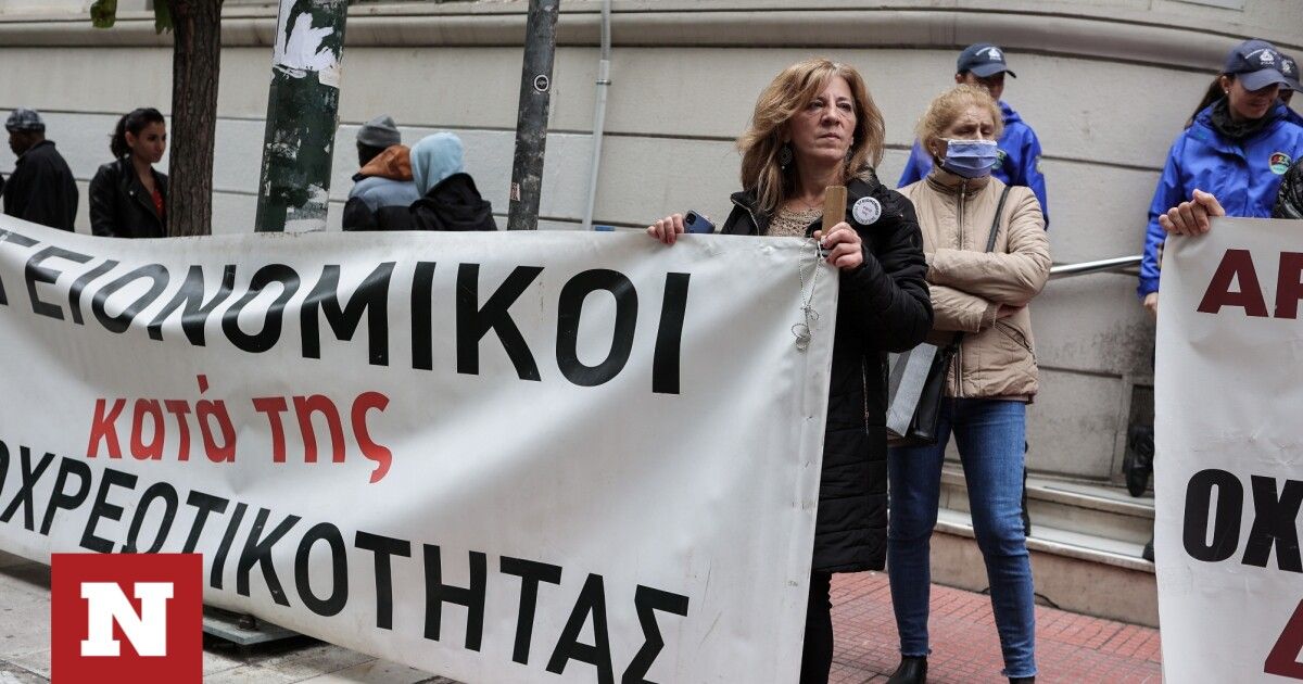 Με τεστ και μάσκα επιστρέφουν οι μη εμβολιασμένοι υγειονομικοί - Newsbomb