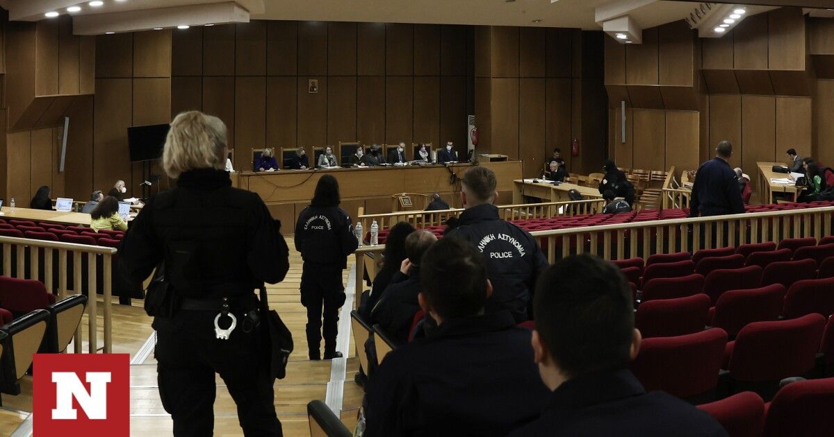 Δίκη Χρυσής Αυγής: Το δικαστήριο έχει διατάξει τη βίαιη προσαγωγή της ...