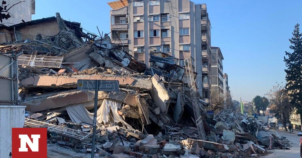 Σεισμός στην Τουρκία: Συνεχίζονται οι προσπάθειες διάσωσης των ...