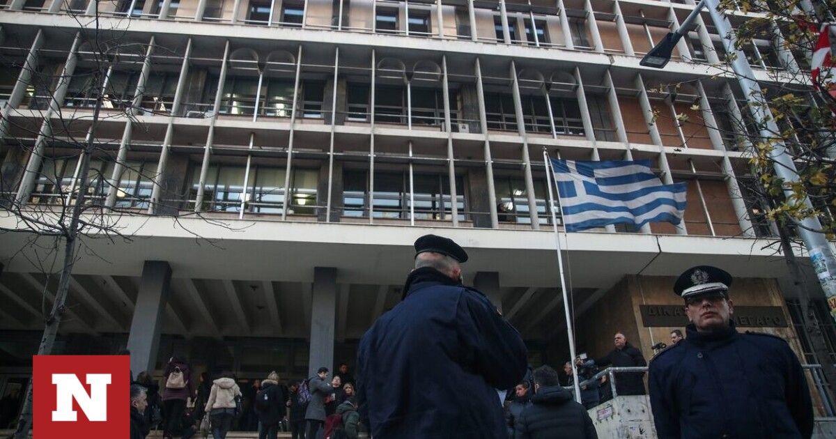 Δίκη Άλκη Καμπανού: «Ήθελαν να χτυπήσουν Αρειανούς» - Με εντάσεις ...