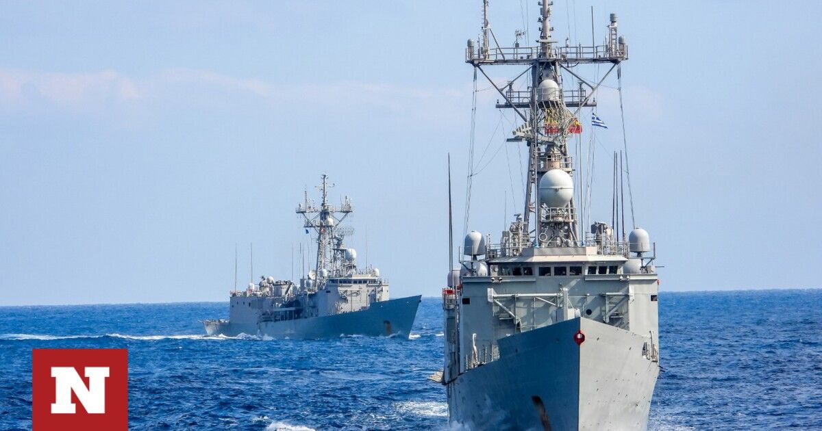 Πολεμικό Ναυτικό: Συνεκπαίδευση της Φρεγάτας «ΣΑΛΑΜΙΣ» με πλοία του ΠΝ ...
