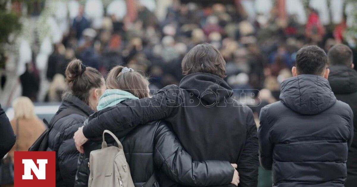Τραγωδία στα Τέμπη: Σήμερα η πρώτη κηδεία θύματος - Η Κατερίνη θρηνεί ...