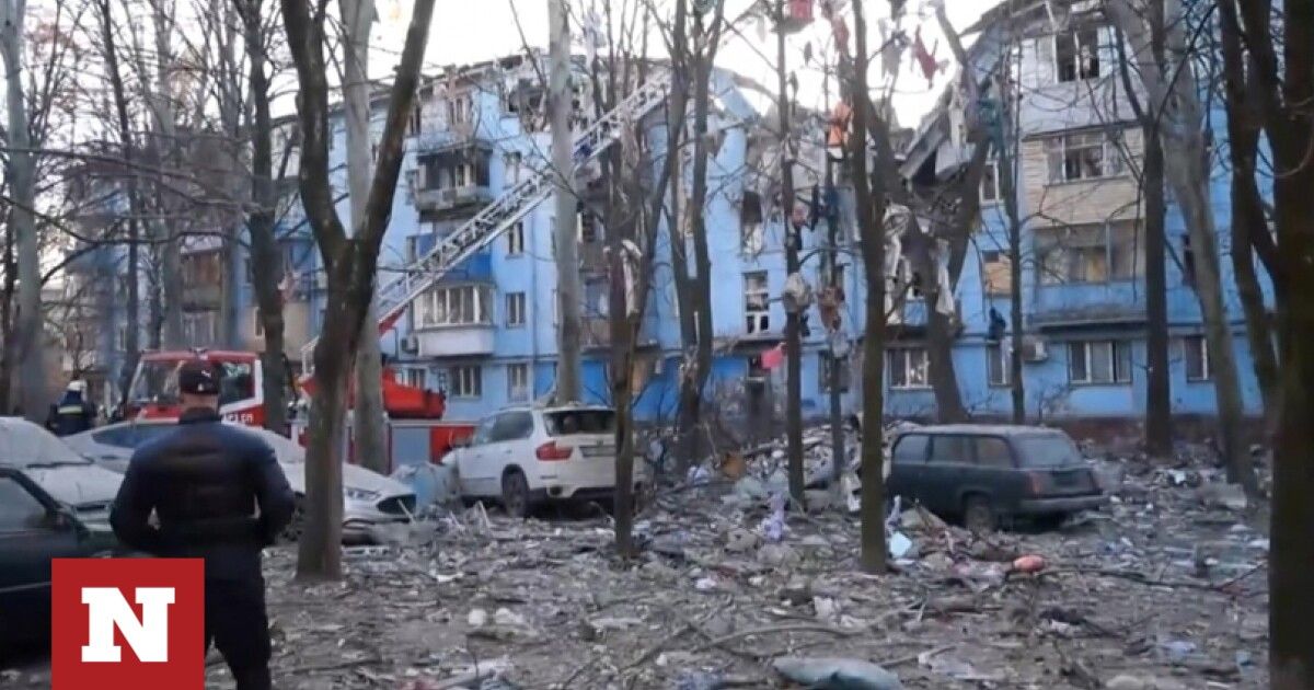 Ουκρανία: 11 νεκροί από την πυραυλική επίθεση Ρώσων σε πολυκατοικία στη ...