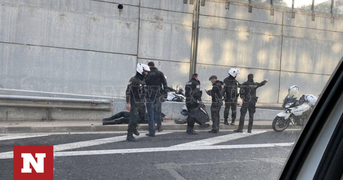 Τροχαίο στην Αττική Οδό: Στο έδαφος δύο αστυνομικοί της ΔΙ.ΑΣ. - Newsbomb