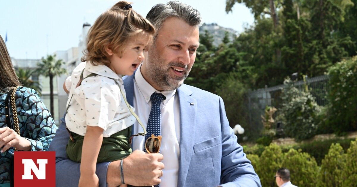 Γιάννης Καλλιάνος: Το βλέμμα του Πρωθυπουργού όταν έκλαιγε ο γιος του ...
