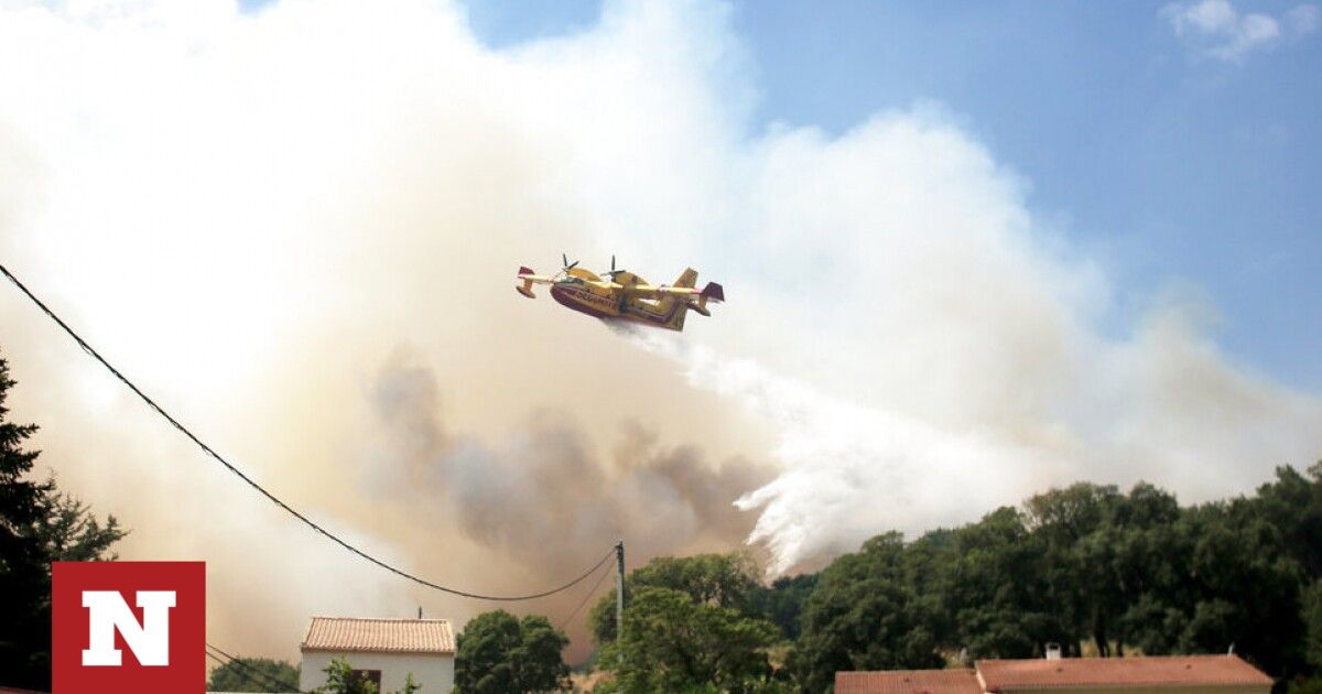 Γαλλία: Στέλνει δυο Canadair, ένα αναγνωριστικό αεροπλάνο και 18 ...