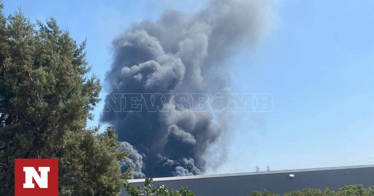 Φωτιά τώρα στον Ασπρόπυργο σε αποθήκη ελαστικών – Ακούγονται εκρήξεις ...