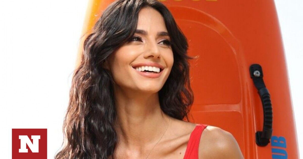 Topless, με αναλογίες… εκτός λογικής: Η Ηλιάνα Παπαγεωργίου στις λήψεις της ζωής της (Pics ...