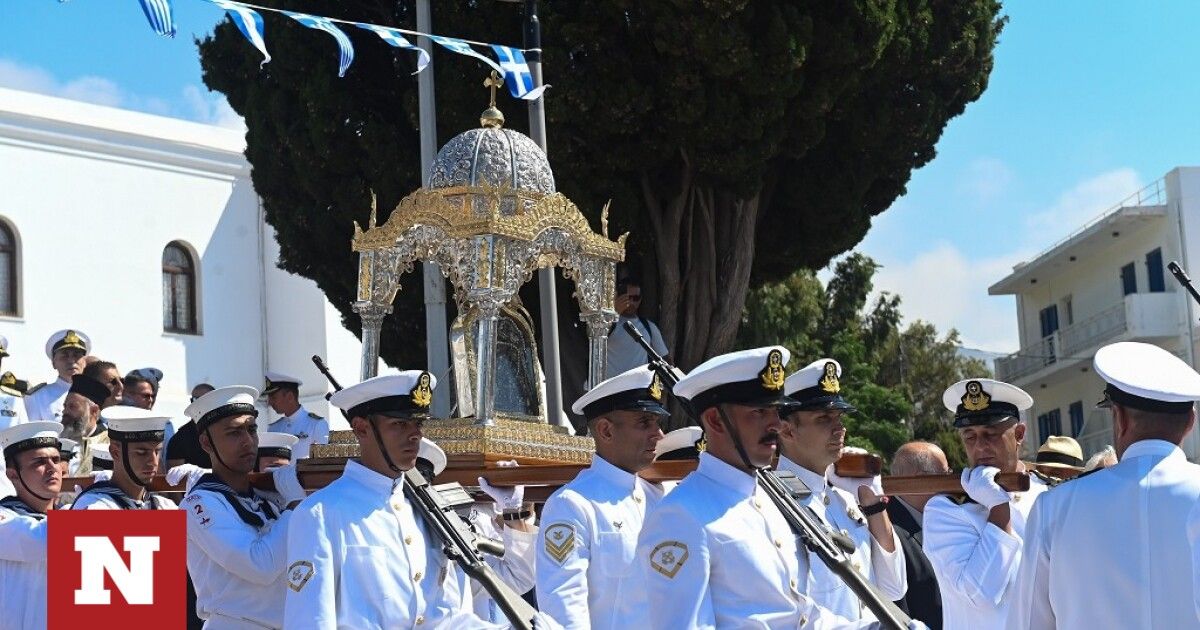 Εορτασμός Κοιμήσεως της Θεοτόκου: Τα μηνύματα της πολιτειακής και ...