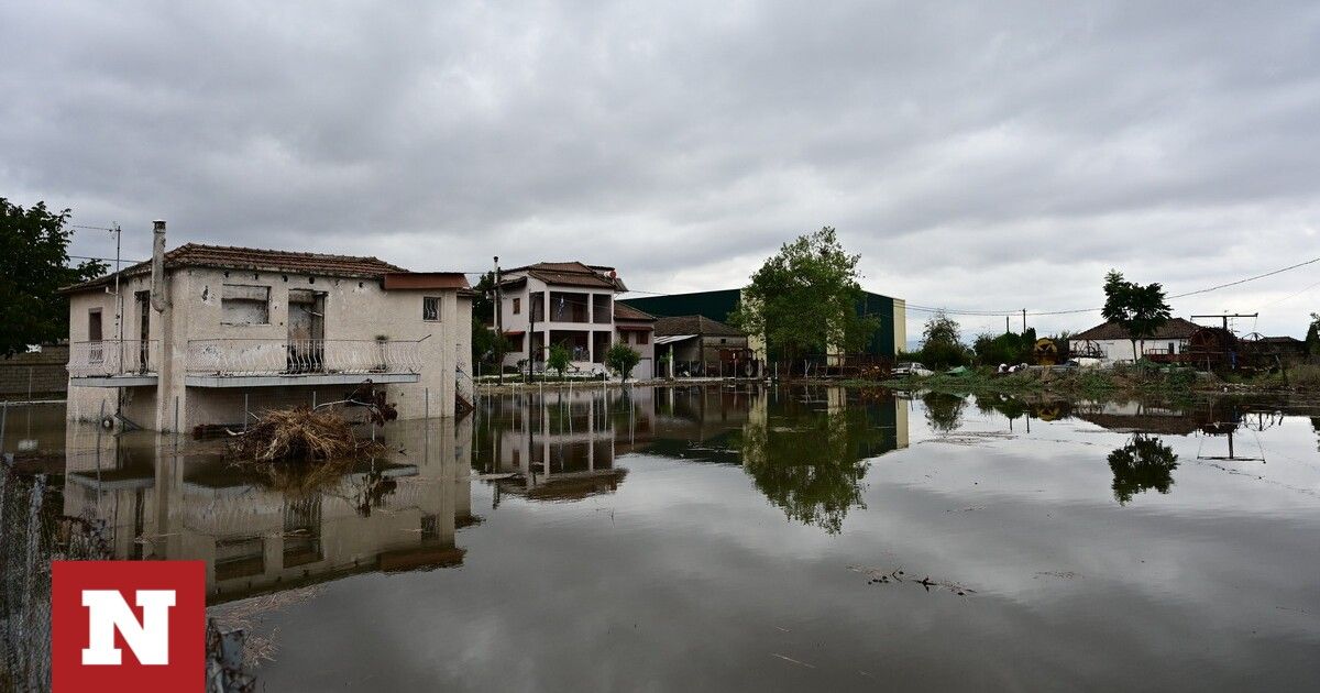 Πλημμύρες στην Καρδίτσα: Χωρίς νερό και φαγητό οι κάτοικοι στον Βλοχό ...