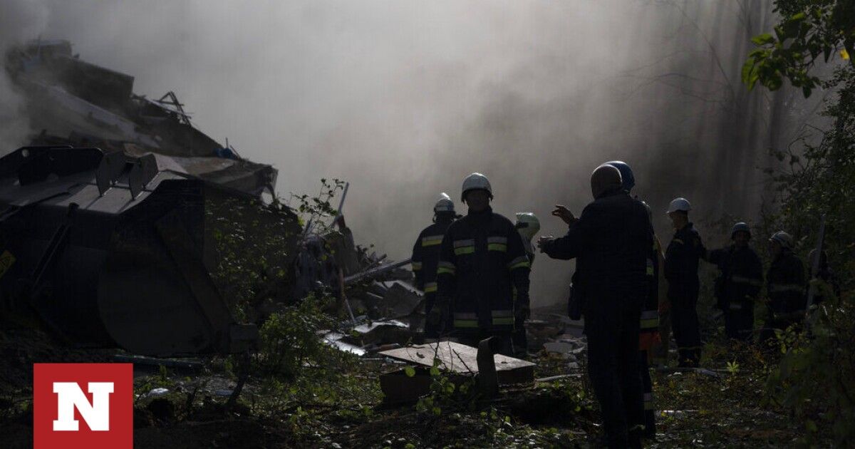 Ουκρανία: Πέντε νεκροί από ρωσικά πλήγματα σε Χερσώνα και Ντόνετσκ ...