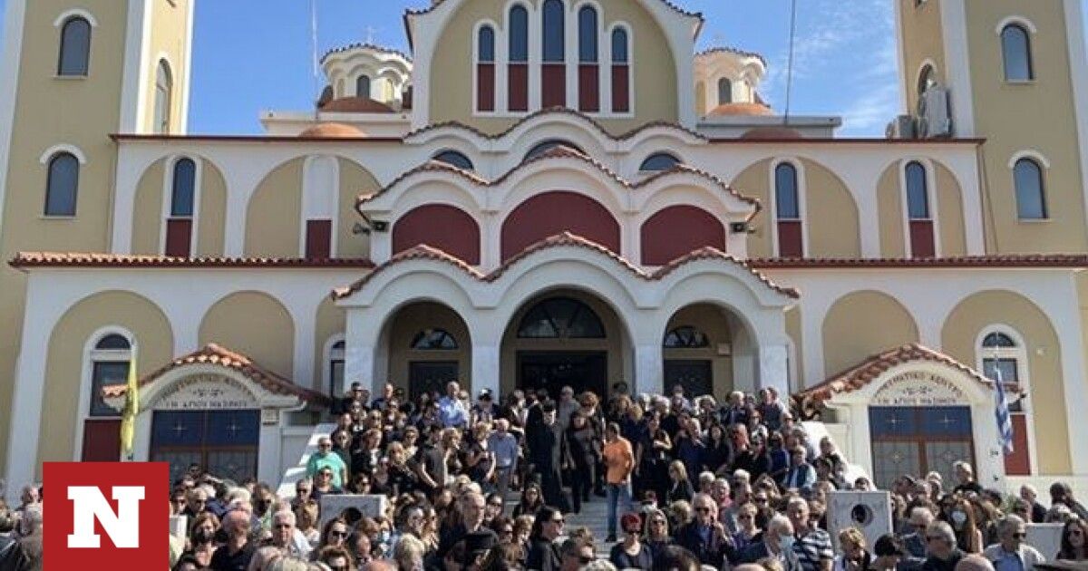 Άρτα: «Αντίο δάσκαλε» βαρύ πένθος στην κηδεία του 66χρονου που ...