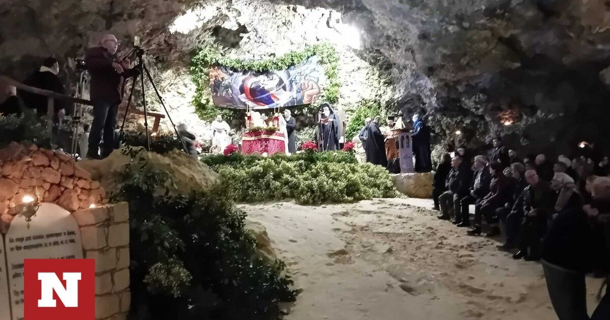 Στην Κρήτη η πιο όμορφη Χριστουγεννιάτικη Θεία Λειτουργία - Newsbomb