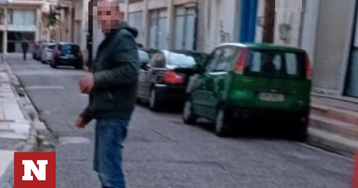 Τρόμος στο Μεσολόγγι: Άνδρας κυκλοφορεί με μαχαίρι στα χέρια και σπάει ...