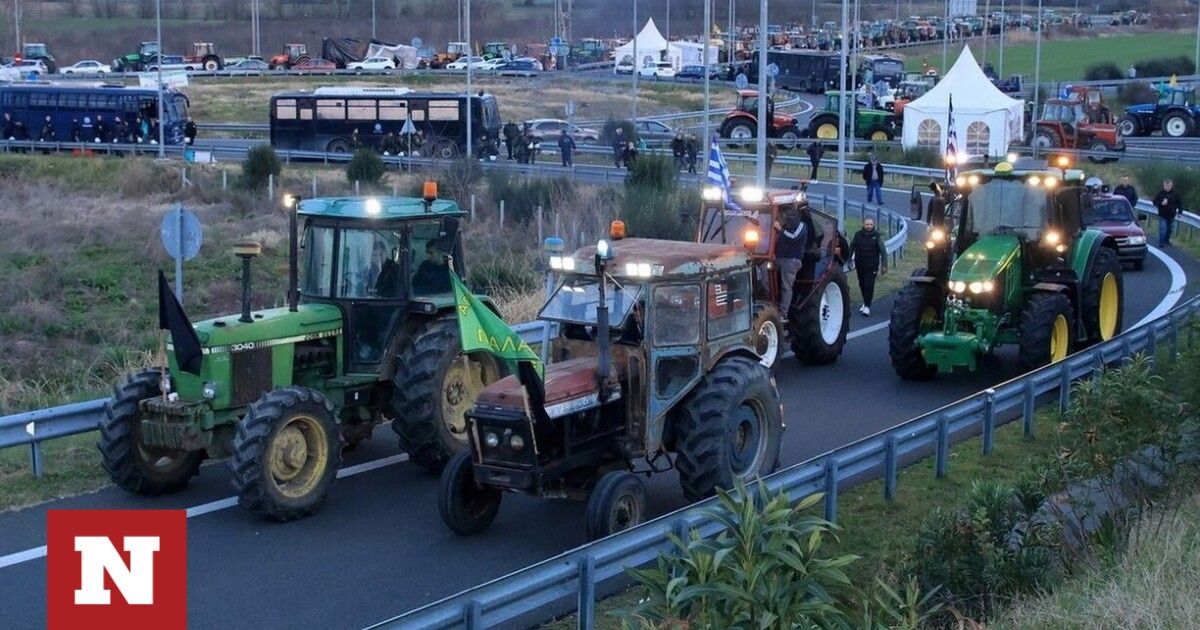 Androulakis meets farmers in Crete, calls for 'strategic plan' to ...
