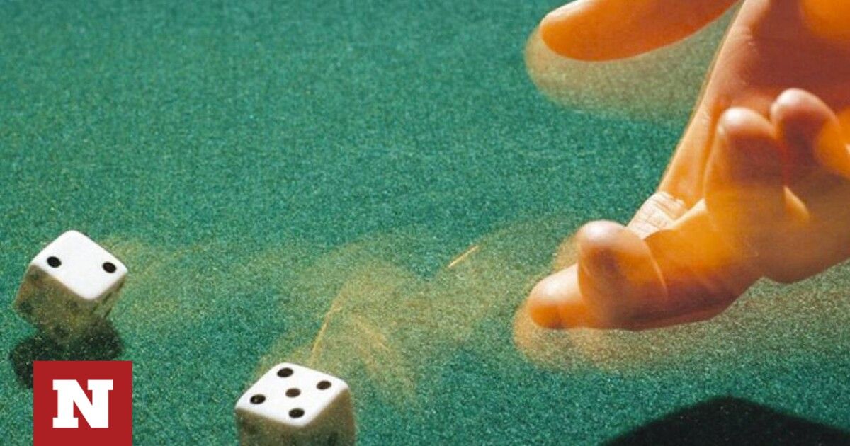 Πάτρα: Τους «τσάκωσαν» ενώ έπαιζαν ζάρια - Στα κρατητήρια γνωστό ...