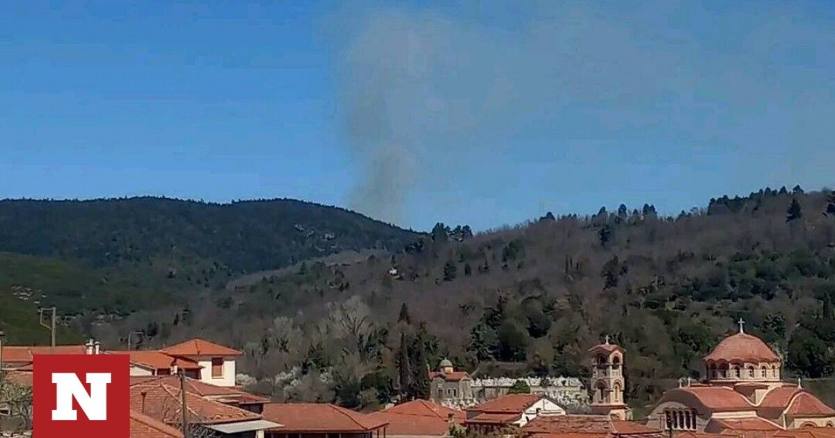 Μεγάλη φωτιά στην Κυνουρία Αρκαδίας: Ενισχύονται οι δυνάμεις της ...