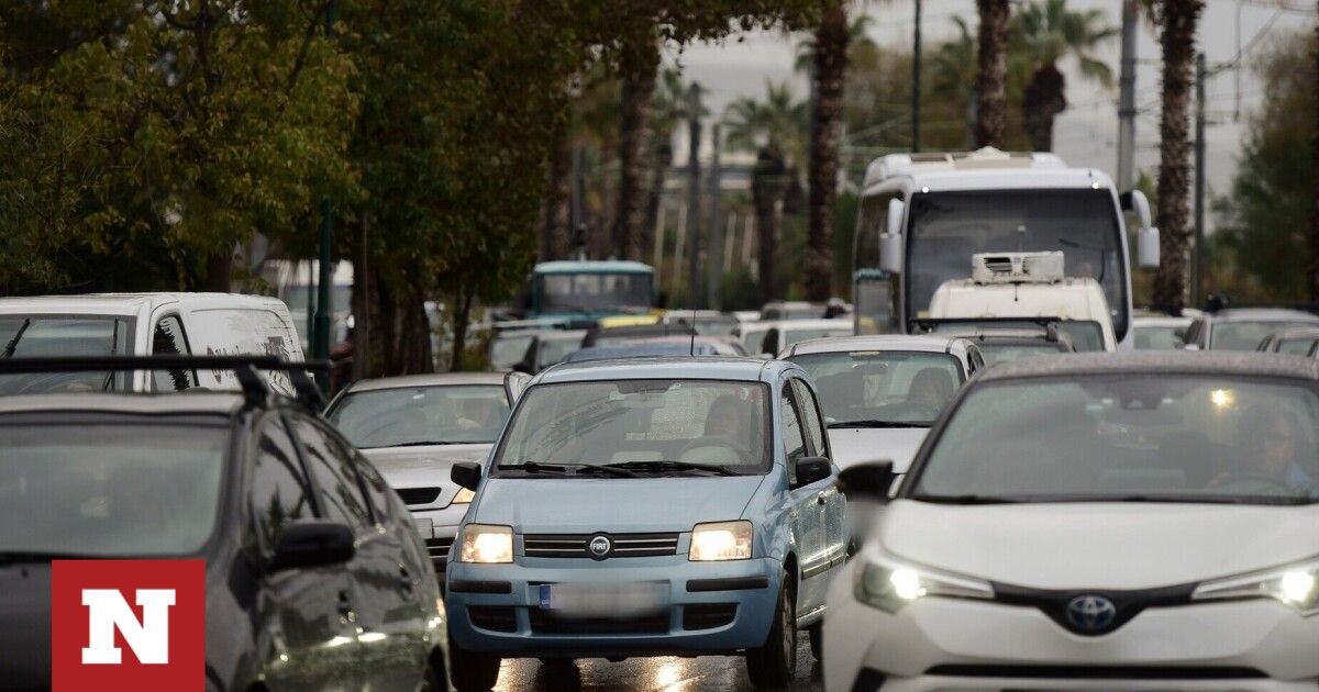 Τροχαίο στην Ποσειδώνος: Τούμπαρε αυτοκίνητο στο ύψος του Ιδρύματος ...
