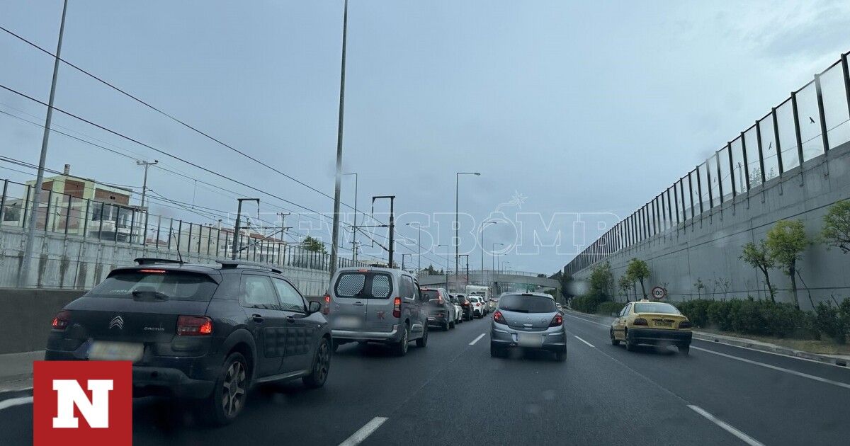 Κίνηση τώρα στους δρόμους: «Ουρές» χιλιομέτρων σε Κηφισό και Αττικη Οδό ...